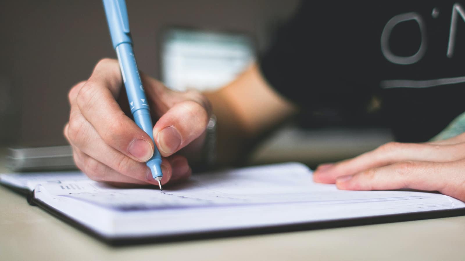 How to Write Without Distraction - Shortwave Publishing